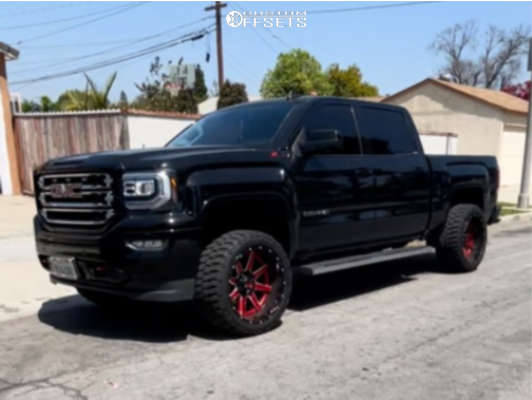 2018 GMC Sierra 1500 with 22x12 -44 Fuel Maverick and 33/12.5R22 RBP ...