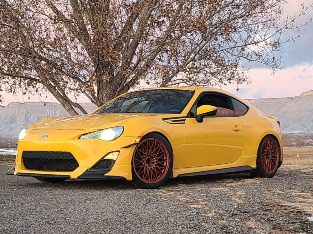 2015 Scion FR-S with 18x8.5 34 F1R F23 and 225/40R18 Toyo Tires Extensa ...