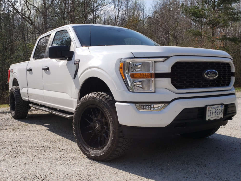 2021 Ford F-150 with 20x10 -25 Motiv Offroad Magnus 423b and 305/55R20 ...