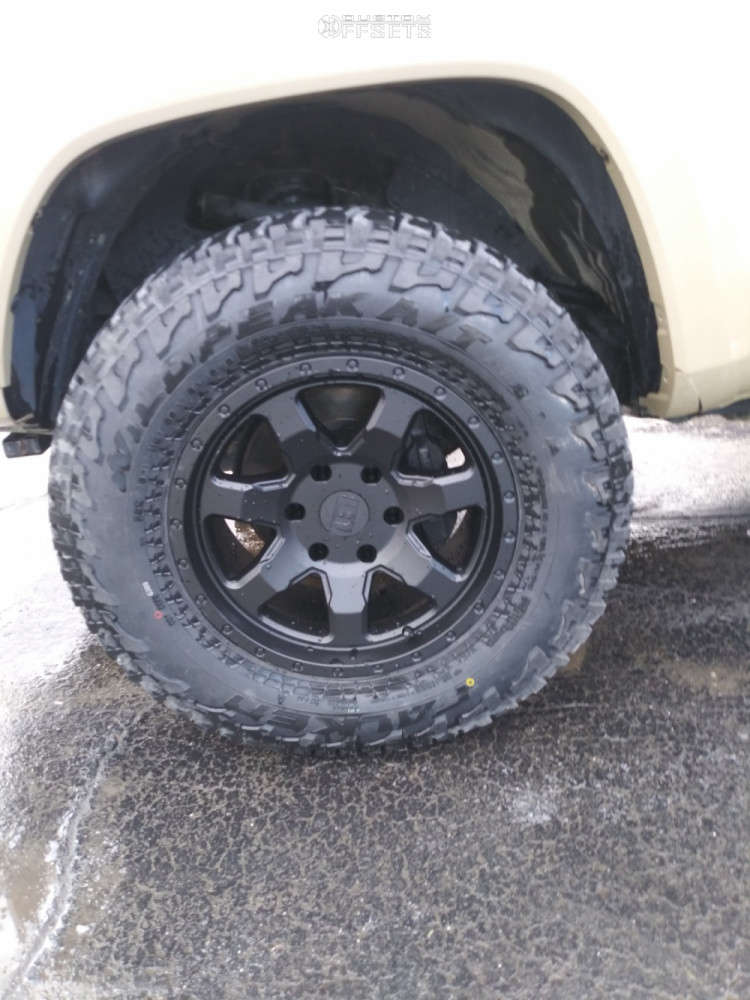 2017 Toyota Tacoma with 17x8.5 -12 Level 8 Slam and 32/10.5R17 Falken ...