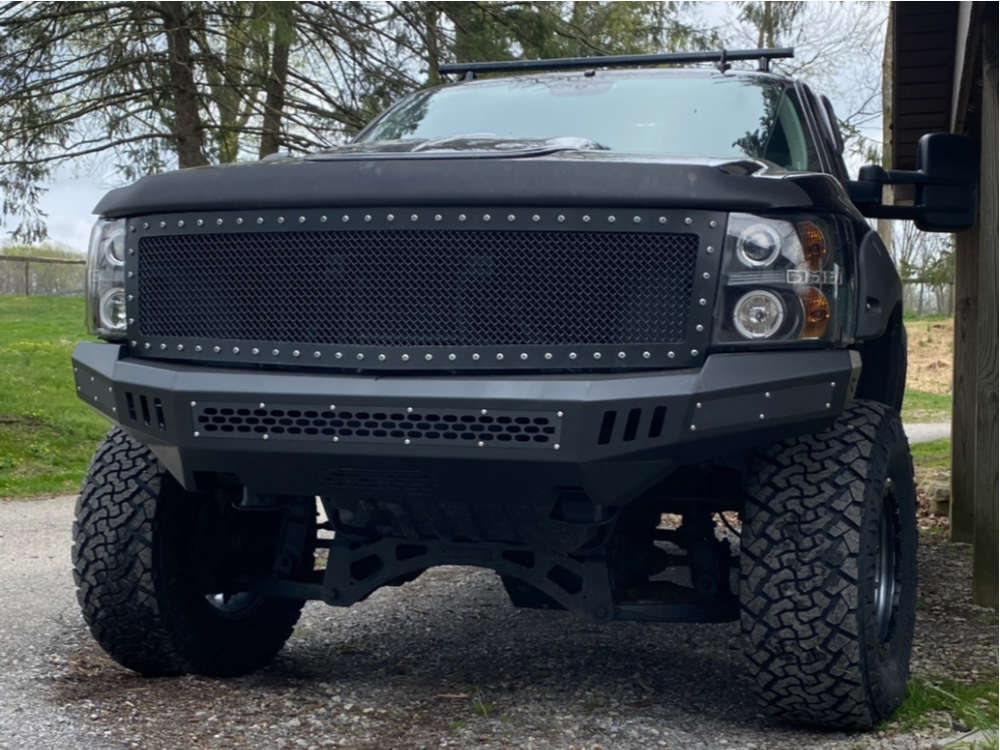 2013 Chevrolet Silverado 1500 with 17x9 -12 Vision Nemesis and 35/12 ...