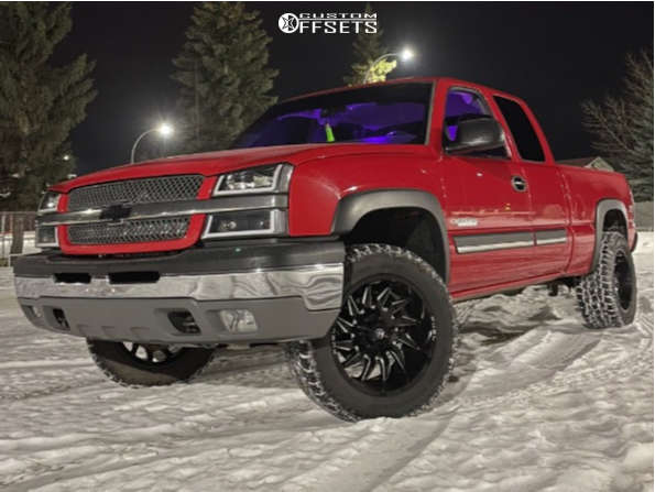 2005 Chevrolet Silverado 1500 with 20x10 -18 Fuel Saber and 33/12.5R20 ...