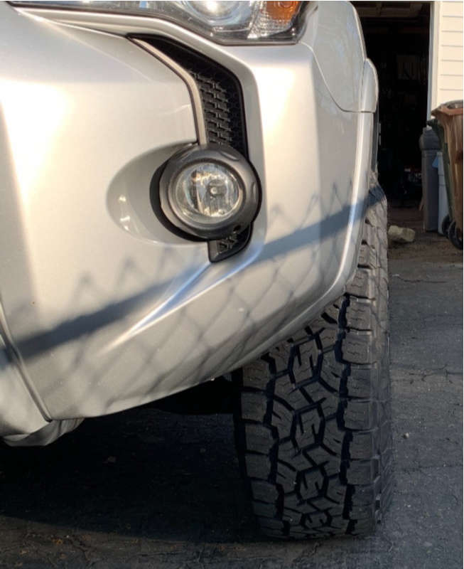 2016 Toyota 4Runner with 17x9 -12 Fuel Torque and 33/12.5R17 Toyo Tires ...