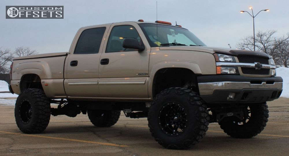 2004 Chevrolet Silverado 2500 with 18x12 -44 Fuel Hostage and 37/13 ...