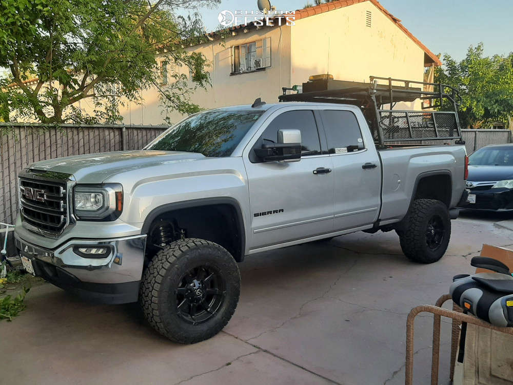2017 GMC Sierra 1500 with 18x9 -12 Fuel Coupler and 33/12.5R18 Toyo ...