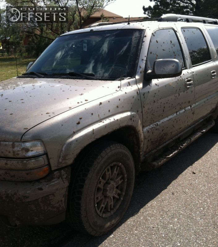 2002 Chevrolet Suburban with 17x8 0 Helo HE835 and 265/75R17 ...
