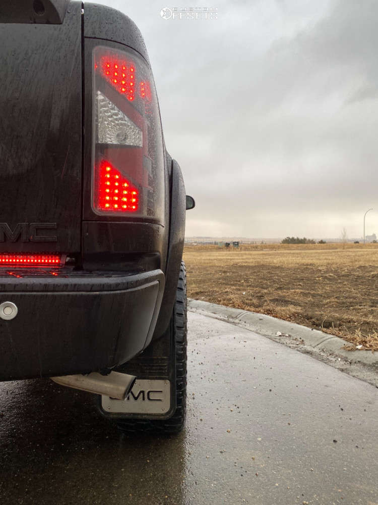 2008 GMC Sierra 1500 with 20x9 12 Hostile Knuckle and 33/12.5R20 Mickey ...