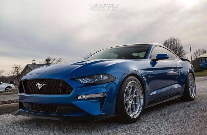 2020 Ford Mustang with 19x9.5 22 ESR Cs2 and 255/40R19 Continental ...