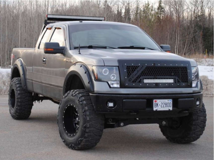 Fuel Maverick 18x12 -44 Black | D53818209847 | Custom Offsets