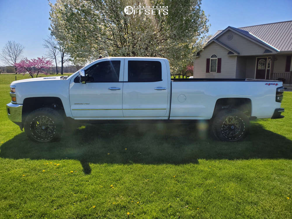 2015 Chevrolet Silverado 3500 HD with 20x10 -25 TIS 544BM and 33/11 ...