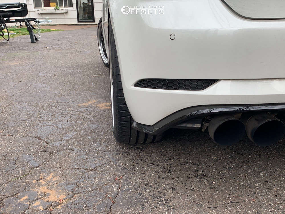 2018 Volkswagen Golf R with 18x8.5 43 Konig Countergram and 235/40R18 ...