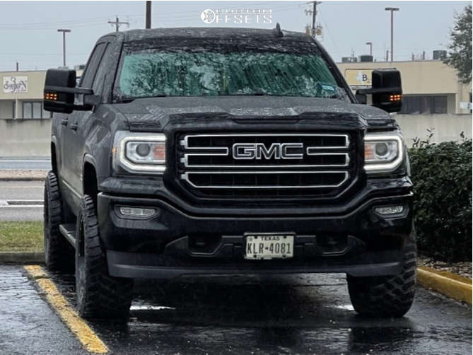 2018 GMC Sierra 1500 with 20x10 -4 Fuel Maverick and 33/12.5R20 ...