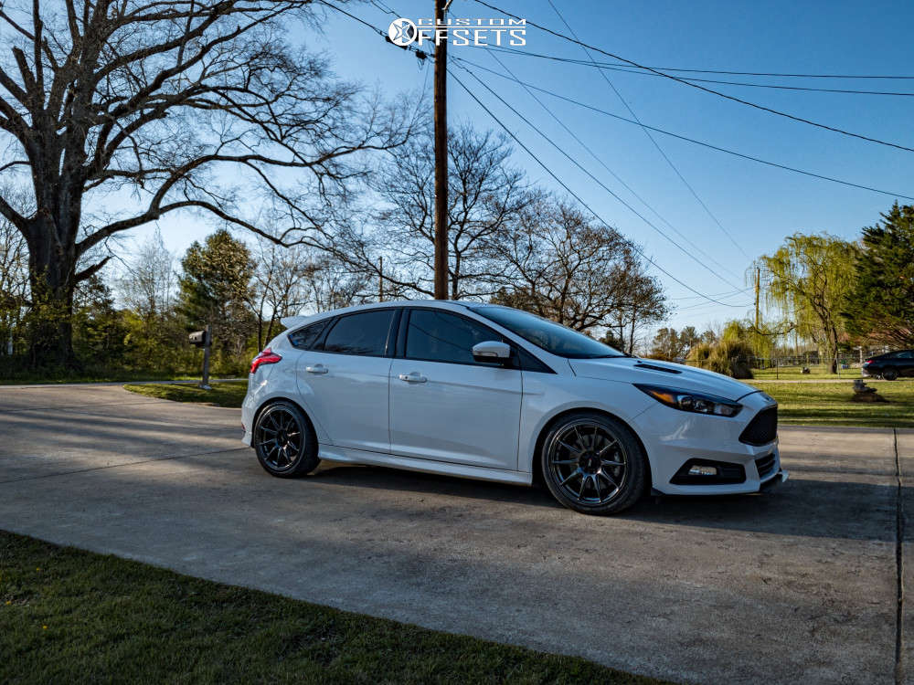 2015 Ford Focus Wheel Offset Nearly Flush Lowering Springs | 1643939 ...
