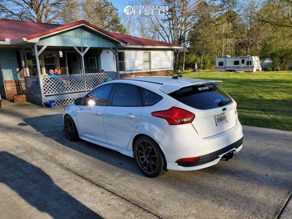 2015 Ford Focus Wheel Offset Nearly Flush Lowering Springs | 1643939 ...