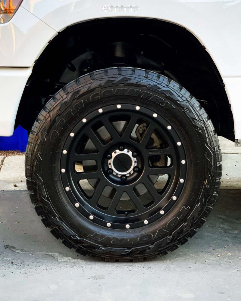 2019 Ram 1500 with 20x10 -24 Method Mr606 and 315/60R20 Toyo Tires Open ...