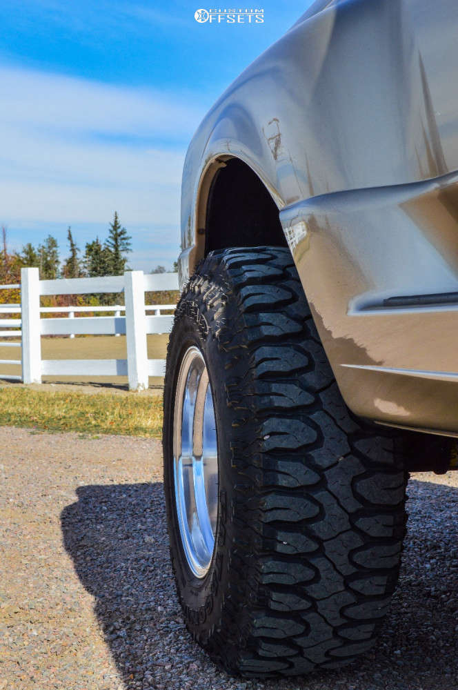 2000 Ford Ranger with 15x10 -47 Pro Comp and 31/10.5R15 Milestar ...