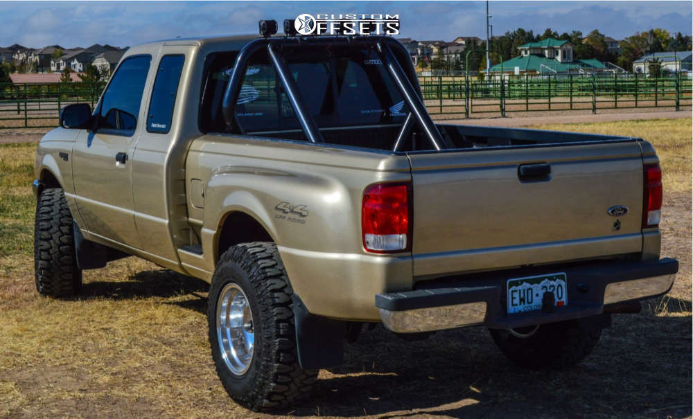 2000 Ford Ranger with 15x10 -47 Pro Comp and 31/10.5R15 Milestar ...