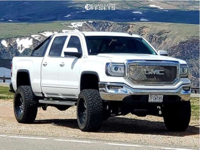 2016 GMC Sierra 1500 with 22x12 -44 Fuel Cleaver D240 and 35/12.5R22 ...