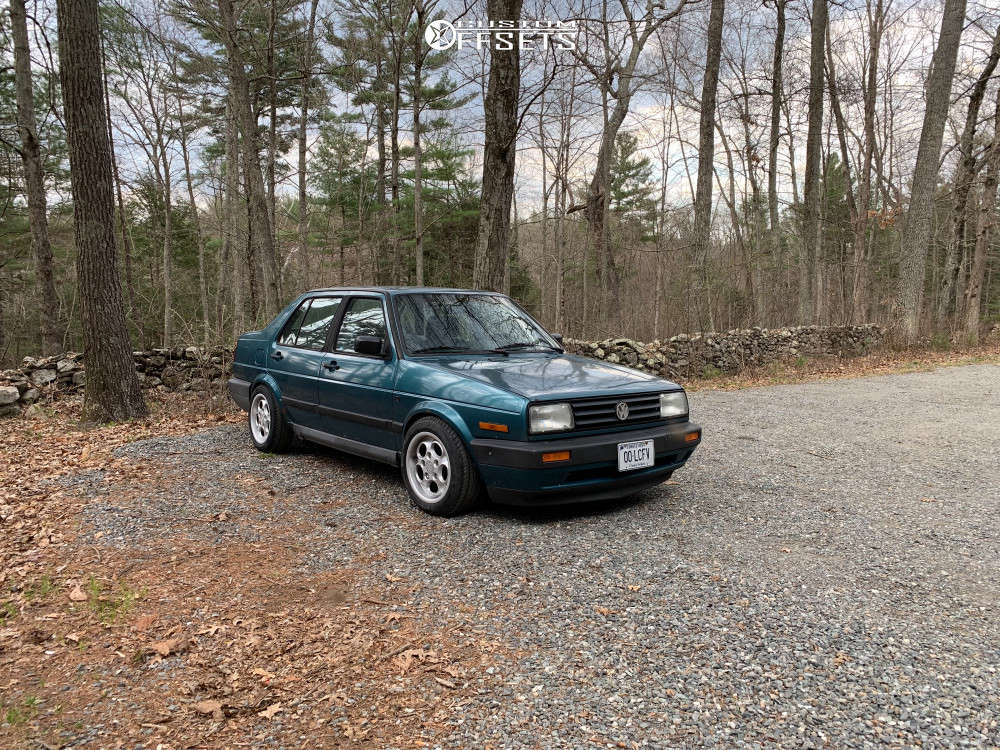 1991 Volkswagen Jetta with 15x7 52 OEM Wheels Teledial and 185/55R15 ...