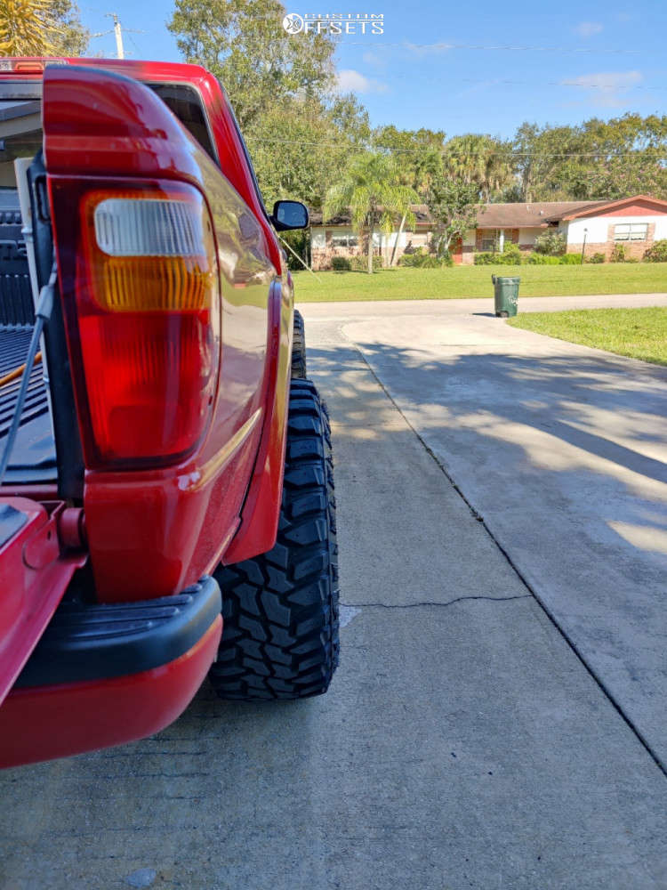2001 Mazda B3000 with 15x10 -47 Pro Comp 69 and 33/12.5R15 Mastercraft ...