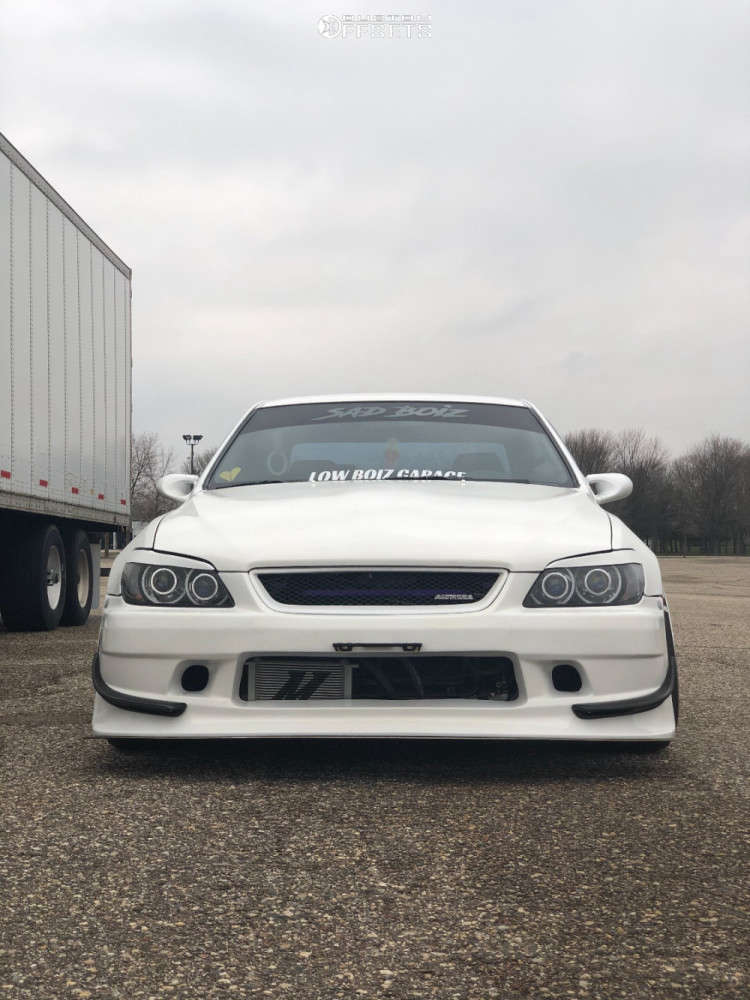 2001 Lexus IS300 with 18x9.5 22 Vordoven Forme 12 and 225/40R18 Ohtsu ...