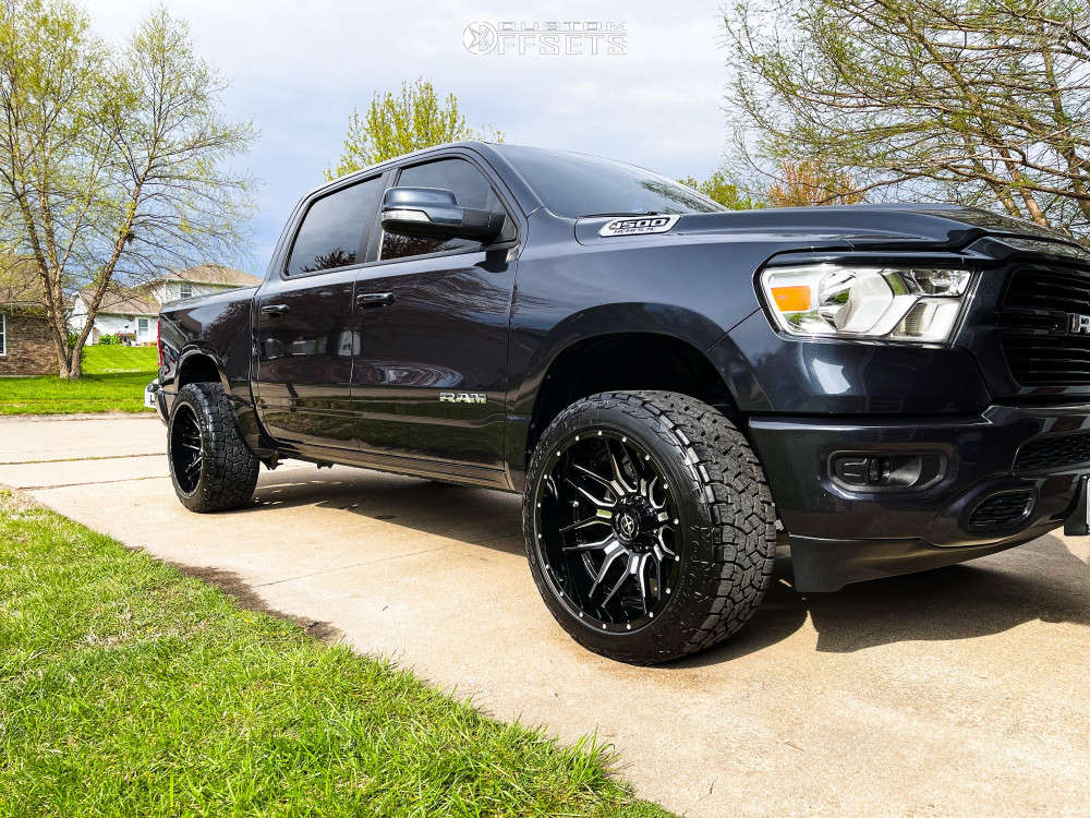 2020 Ram 1500 with 22x12 -44 XF Offroad Xf-222 and 33/12.5R22 Toyo ...