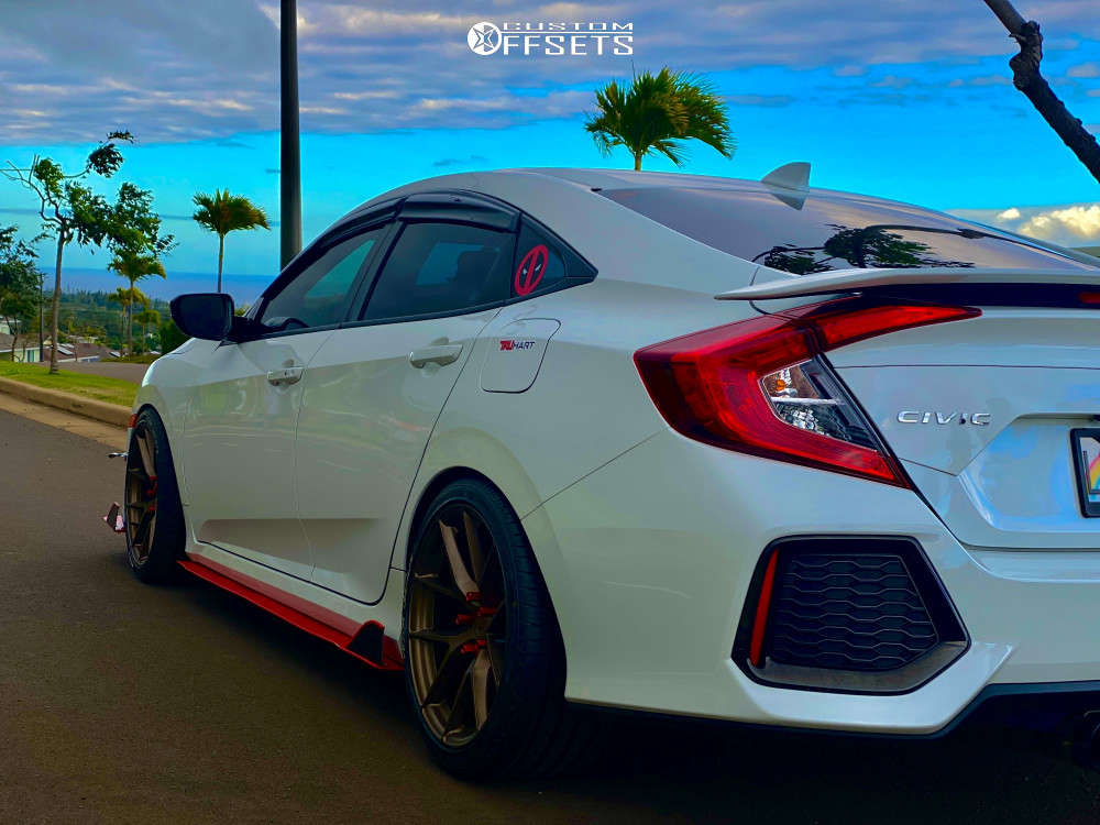 2019 Honda Civic with 18x9.5 35 Aodhan Aff7 and 255/35R18 Kenda Vezda ...