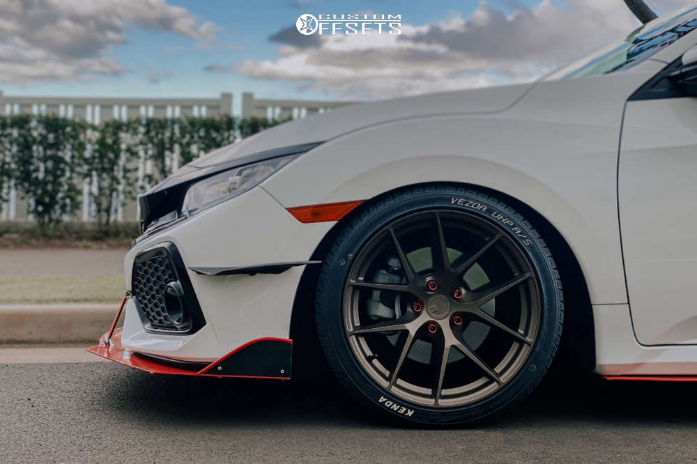 2019 Honda Civic with 18x9.5 35 Aodhan Aff7 and 255/35R18 Kenda Vezda ...