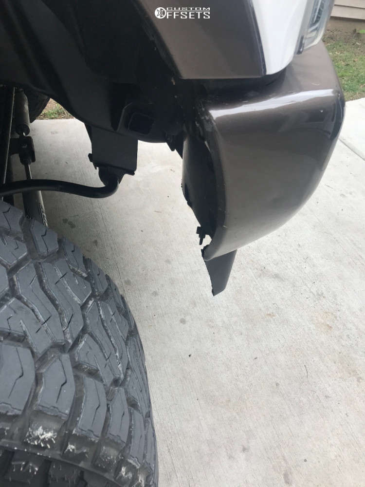 2017 Ford F-250 Super Duty with 22x12 -51 Fuel Forged Ff66 and 37/13 ...