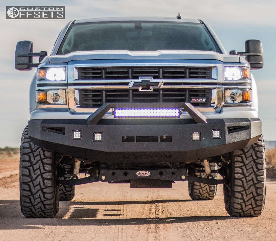 2014 Chevrolet Silverado 1500 with 18x9 0 LRG 102 and 35/12.5R18 Toyo ...
