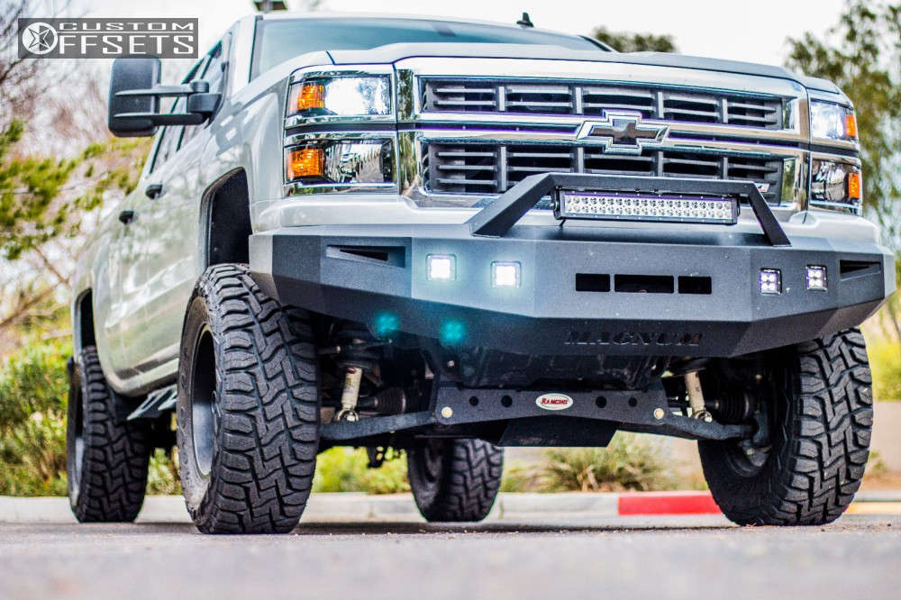 2014 Chevrolet Silverado 1500 with 18x9 0 LRG 102 and 35/12.5R18 Toyo ...