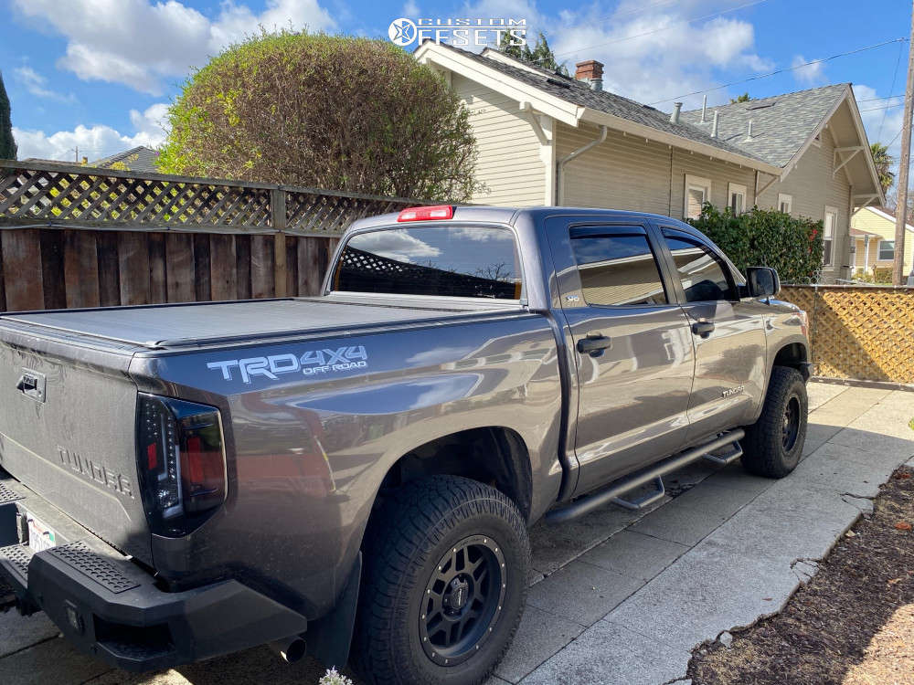 2015 Toyota Tundra with 17x12 12 Pro Comp Extreme and 35/12.5R17 Pro ...