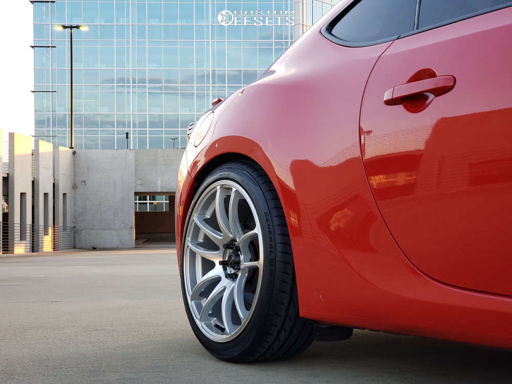 2014 Scion FR-S with 18x8.5 35 Vors Tr4 and 225/40R18 General G-max Rs ...