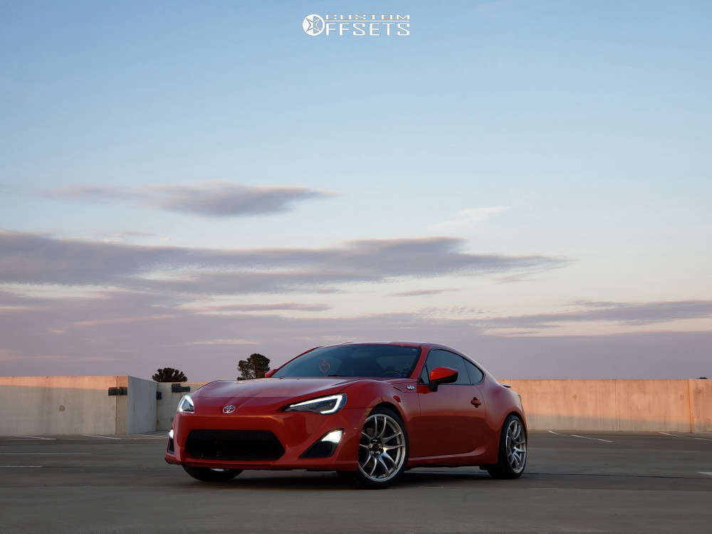 2014 Scion FR-S with 18x8.5 35 Vors Tr4 and 225/40R18 General G-max Rs ...
