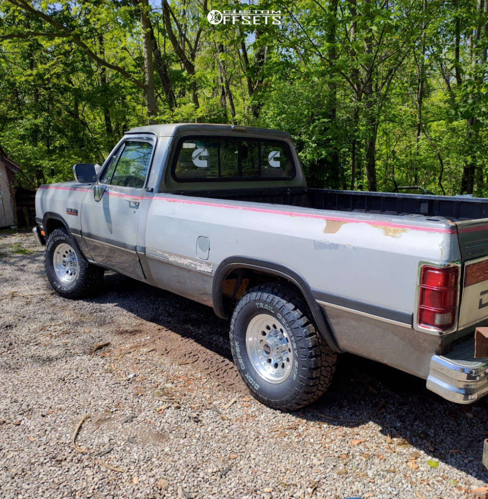 1992 Dodge D250 with 16x7 -8 American Racing Outlaw Ii and 265/75R16 ...