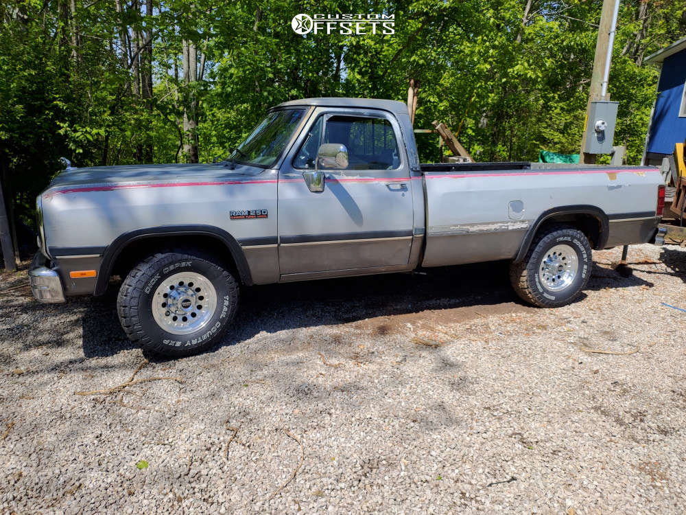 1992 Dodge D250 with 16x7 -8 American Racing Outlaw Ii and 265/75R16 ...