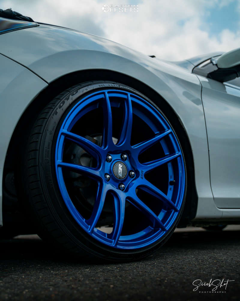 2017 Honda Accord with 19x9.5 35 ESR Cs8 and 235/35R19 Toyo Tires ...