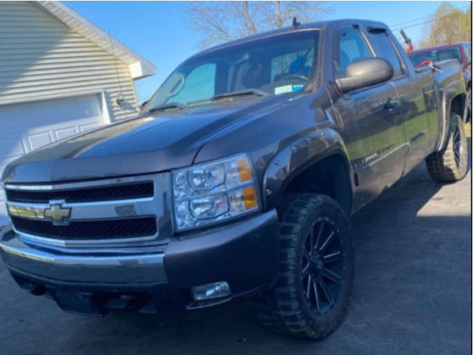 2007 Chevrolet Silverado 1500 with 20x9 18 XD XD818 and 35/14R20 AMP ...