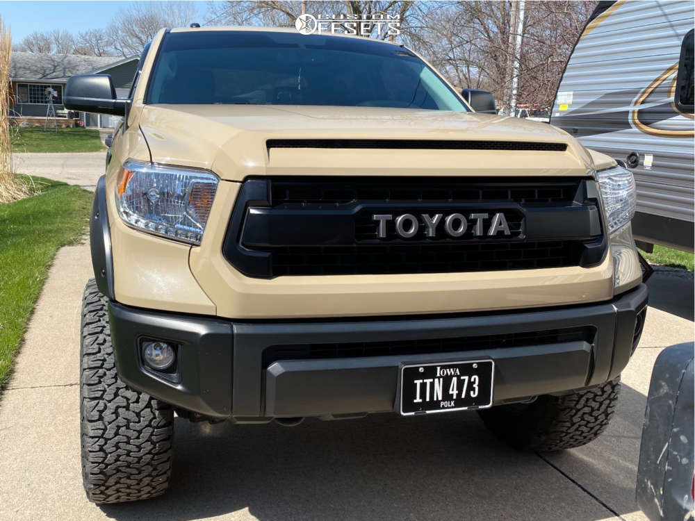 2017 Toyota Tundra with 20x10 -19 Icon Alloys Compression and 35/12 ...