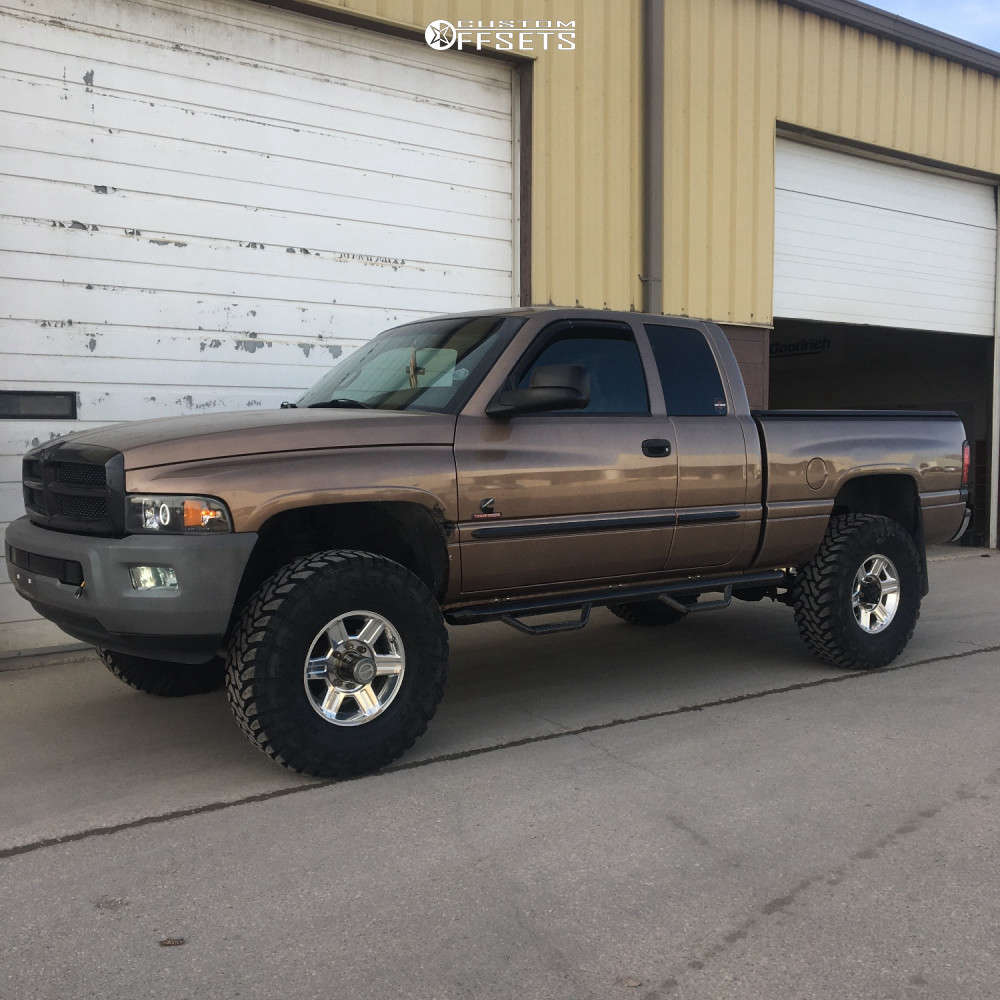 2001 Dodge Ram 2500 with 20x9 18 Dropstars 645mb and 325/60R20 Hankook ...
