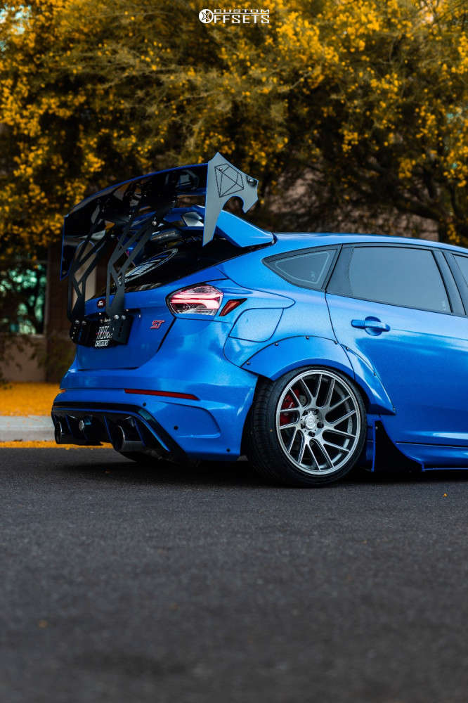 2017 Ford Focus with 18x9.5 22 Anovia Elder and 225/40R18 Accelera 651 ...