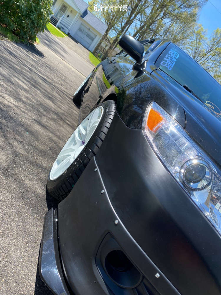 2007 Toyota Camry with 18x8.5 22 Cosmis Racing Mrii and 225/40R18 Riken ...