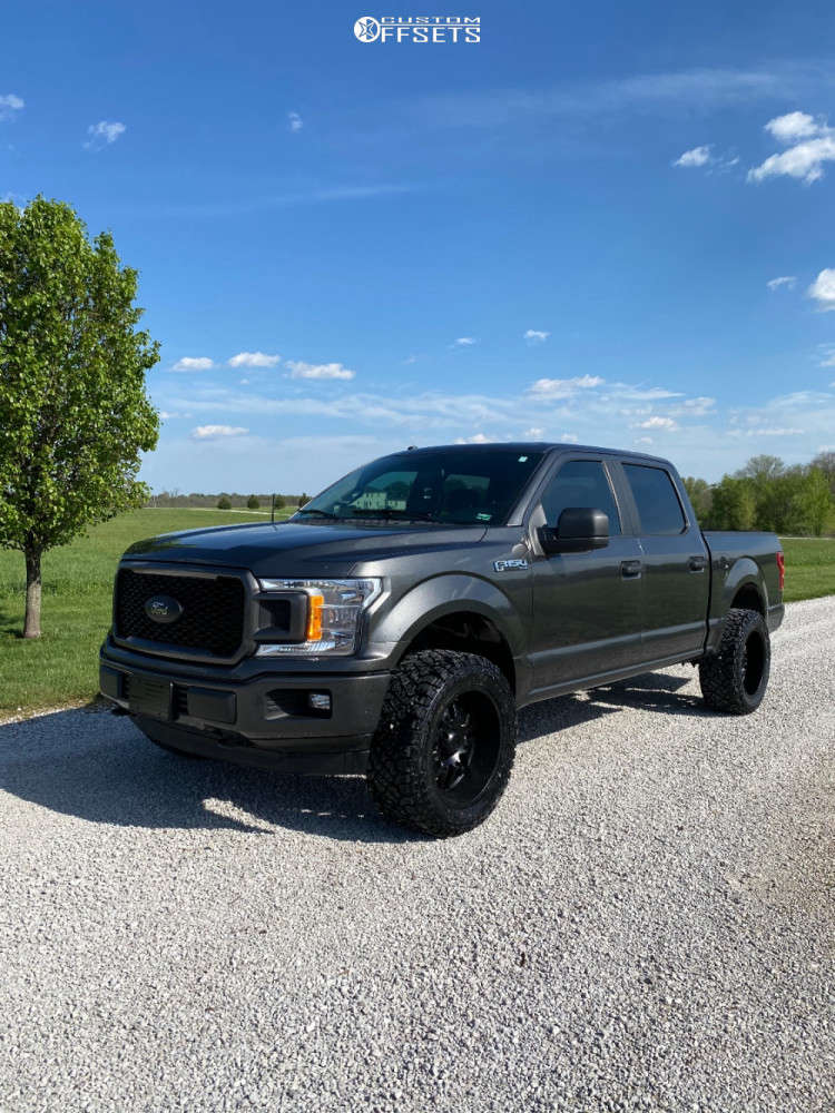 2018 Ford F-150 with 20x10 -25 Ultra Hunter 203 and 33/12.5R20 Kenda ...