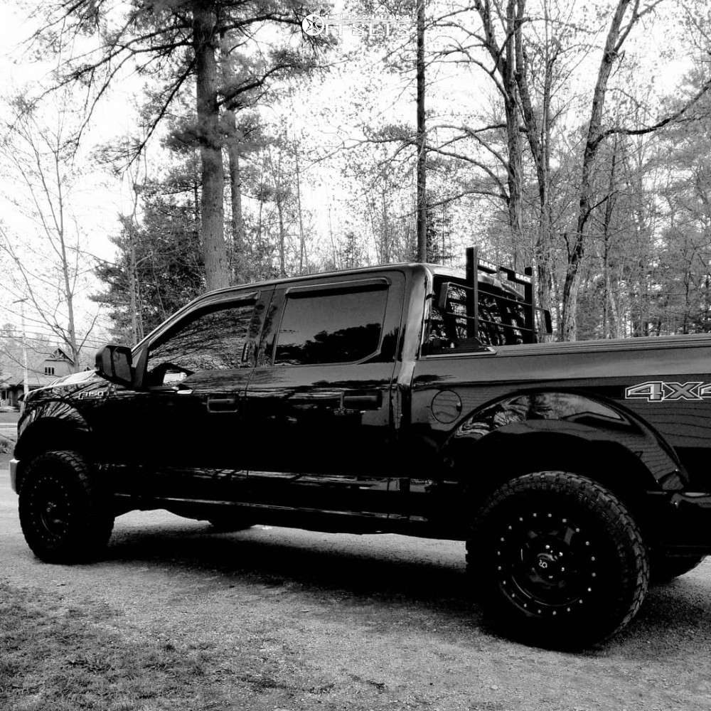 2015 Ford F-150 with 17x9 -10 RTX Mesa and 33/12.5R17 Hercules Terra ...