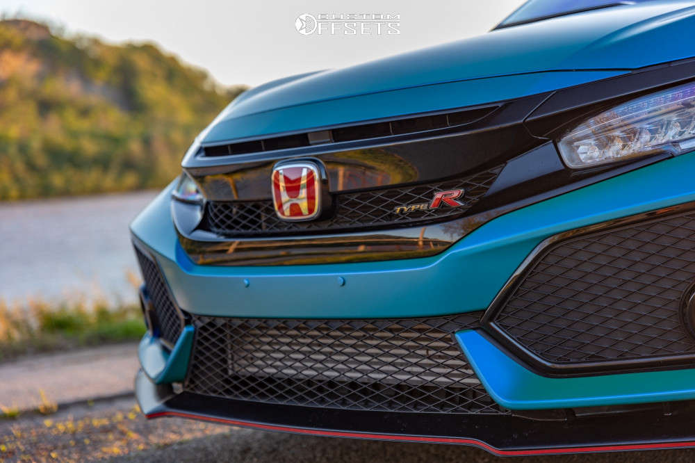 2019 Honda Civic with 19x10 40 Vorsteiner V-ff103 and 245/35R19 ...