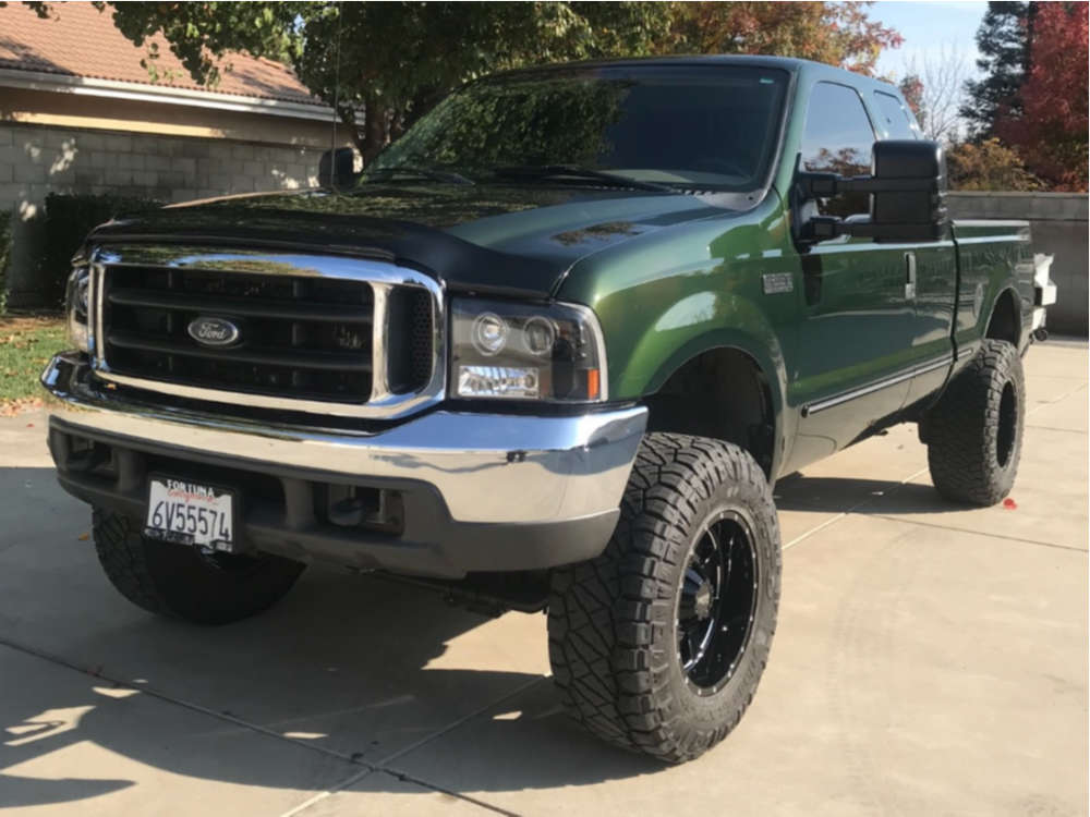 1999 Ford F-250 Super Duty with 18x10 -24 Moto Metal Mo962 and 35/12 ...