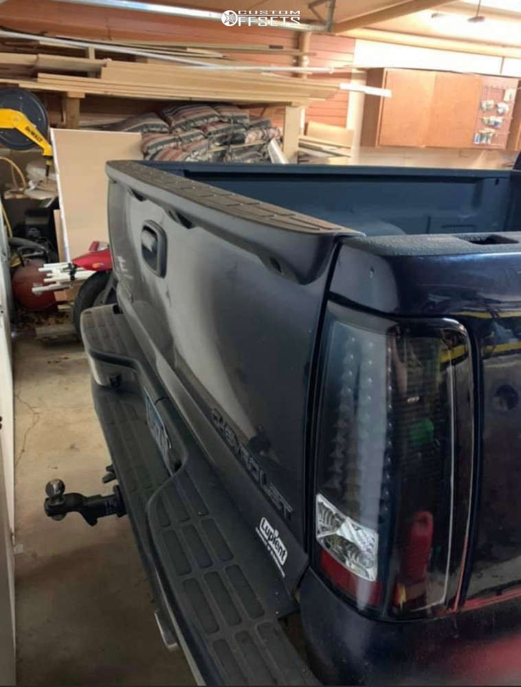 2005 Chevrolet Silverado 1500 with 17x10 -22 Raceline Outlander and 285 ...