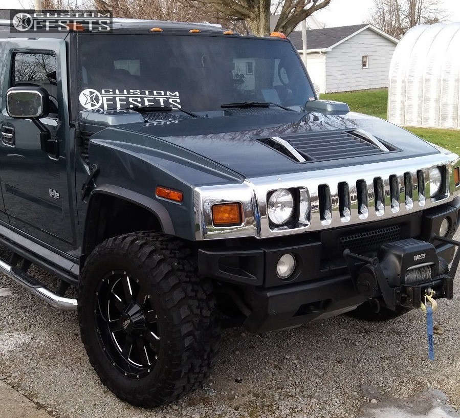 2005 Hummer H2 with 20x12 -44 Moto Metal Mo962 and 35/12.5R20 Federal ...