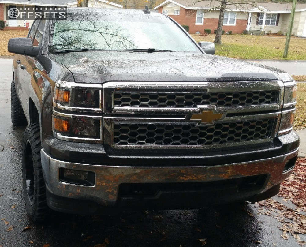 2015 Chevrolet Silverado 1500 with 20x10 -18 Fuel Flow and 33/12.5R20 ...