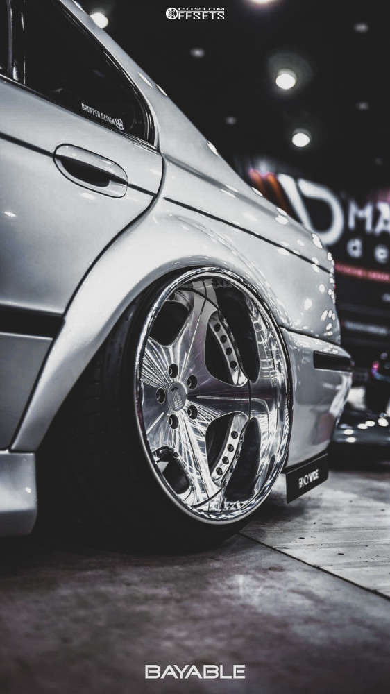 2000 BMW 528i with 19x10.75 -8 Leon Hardiritt Ordens and 235/35R19 ...